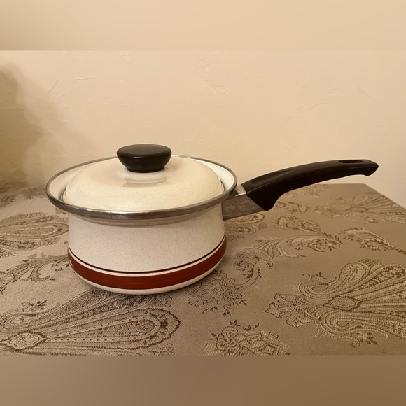Kitchen | Janko Contemporary Chateau Hand Cookware Painted Pot With Lid | Poshmark